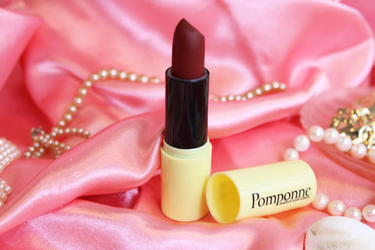 Rouge à Lèvres Rouge Rubis : Une teinte glamour et indémodable